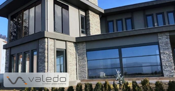 Închidere Terase Cu Sticlă Ghilotină - Valedo MotionGlass